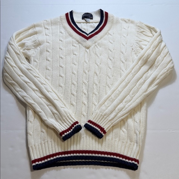 Wilson | Sweaters | Vintage Performance Tenniswear Cable Knit V Neck ...